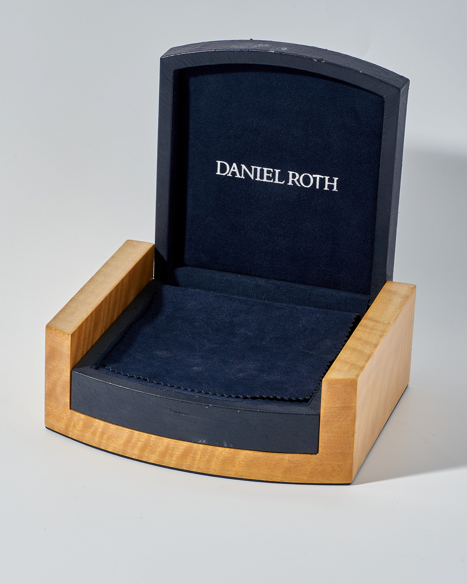 Daniel Roth Box