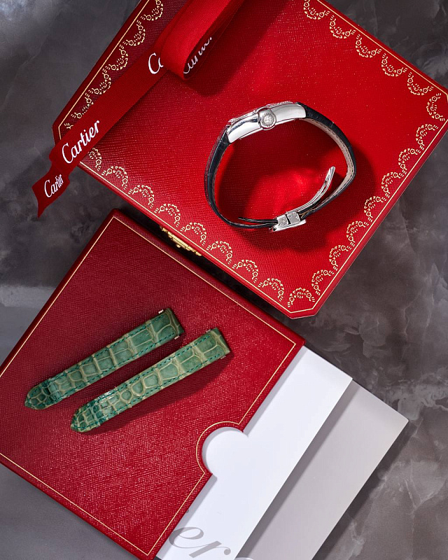 Cartier Roadster White Gold 2723