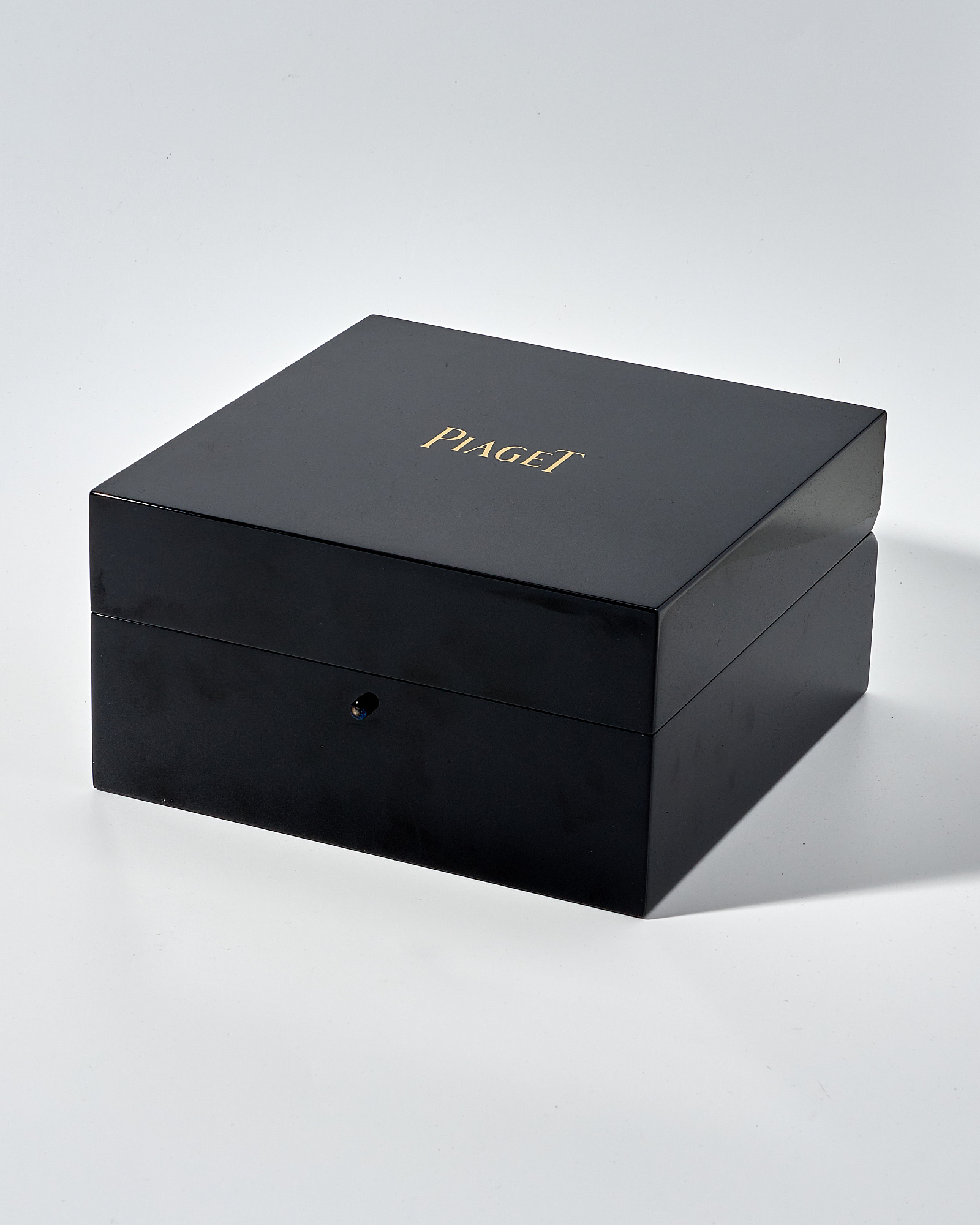 Piaget Box